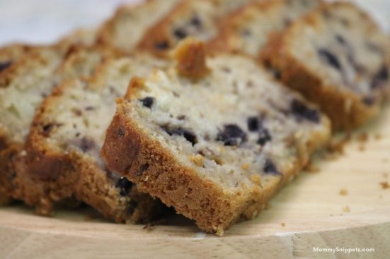A healthier Blueberry Nut Bread Recipe your family will love
