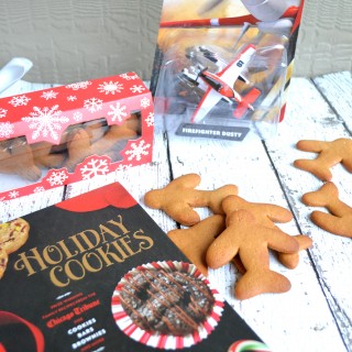 How to Make Gingerbread Plane { A Gingerbread Airplane Recipe}