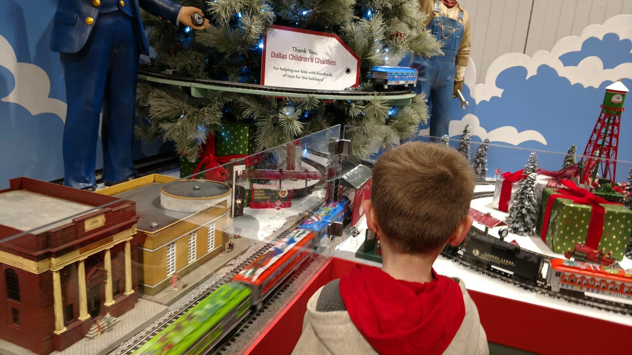 Explore these Winter Weather Attractions in Dallas