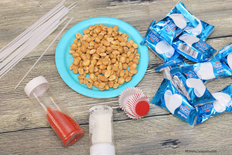 How to make Dumbo Surprise Pops: A treat inspired by Dumbo