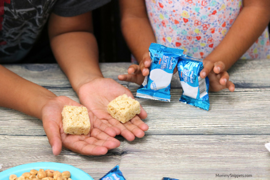 How to make Dumbo Surprise Pops: A treat inspired by Dumbo