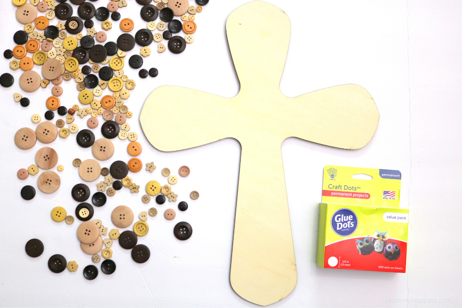 DIY Easter decor: How to make a beautiful Button Cross